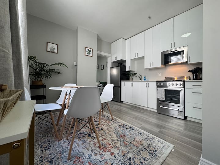 Modern Apartment In Centretown! - Gatineau