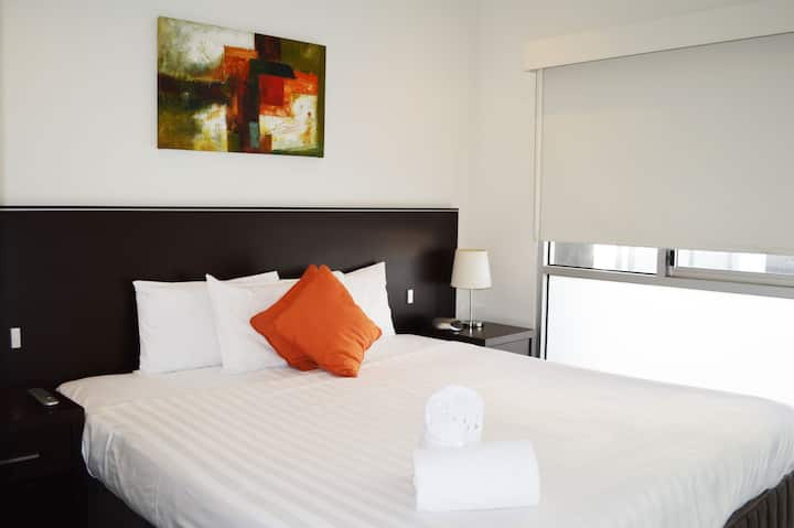 St Kilda Central Hotel Studio - St Kilda
