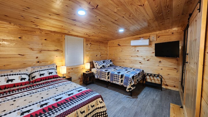 Lakefront Cabin With Huge Patio - Grove, OK