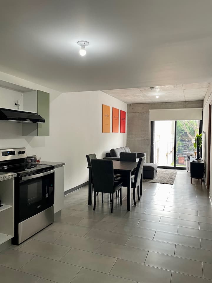 Loft Style Condo | 10-15 Min. From Major Landmarks - 聖薩爾瓦多