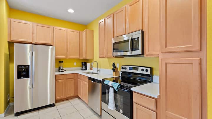 Disney Parks Haven | 4br Family Townhome! - Kissimmee, FL