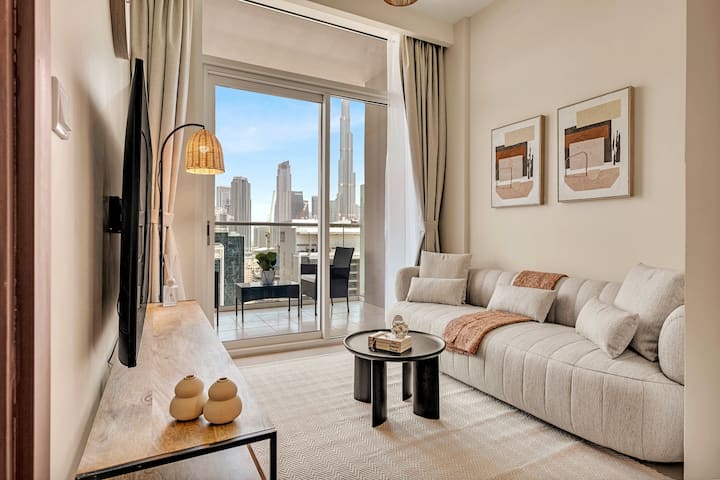 Chic 1br Apt @ Business Bay, Stunning Burj View - Dubai