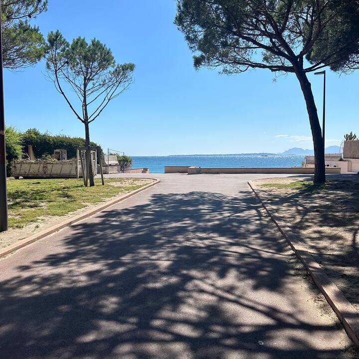 Studio +Terrasse Au Cœur De Juan - Antibes