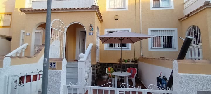 Habitación Y Sala Ideal Familias - Santa Pola