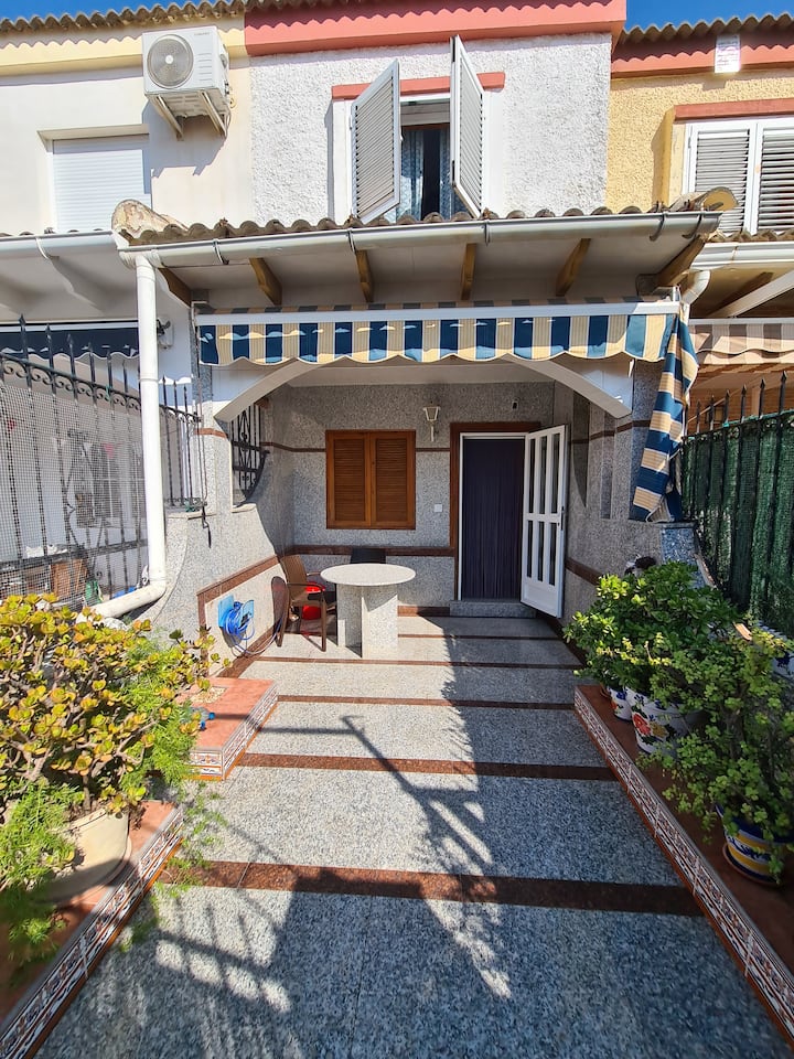 Marble Manor Guest House - Los Alcázares