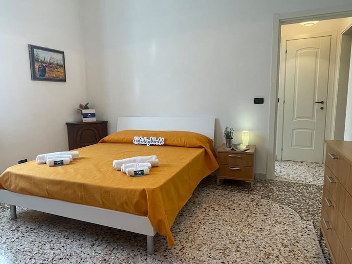 Casa Tulipani By Holiday World - Spotorno