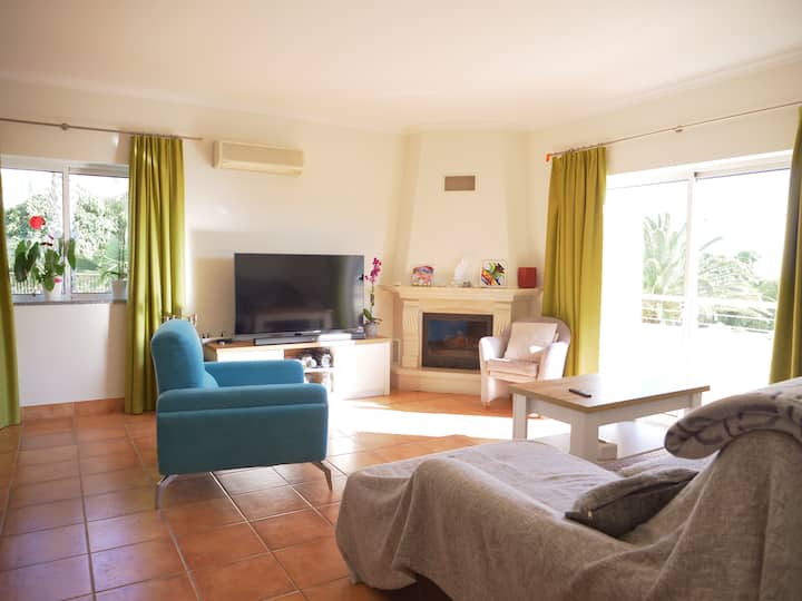 Large Three-bedroom Apartment - Praia da Luz
