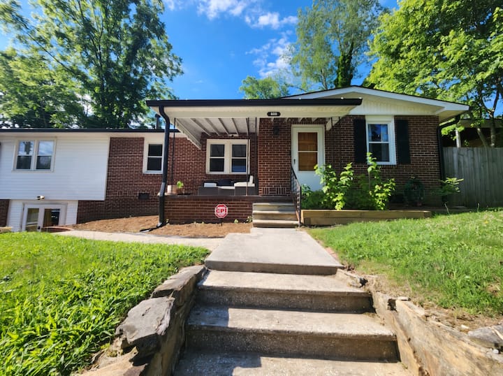 Heart Of Hendersonville - Hendersonville, NC