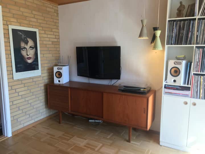 Roligt Byhus Med Dejlig Rolig Have - Copenhagen