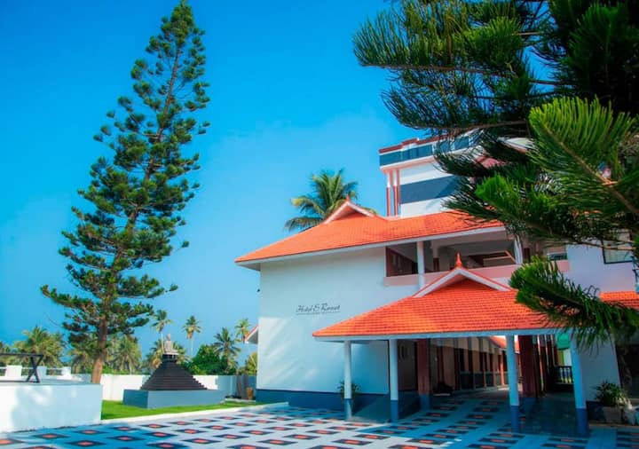 Ocean Queen Palace Hotel - Kovalam