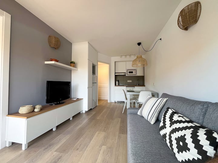 Apartment In Els Griells - Costa Brava