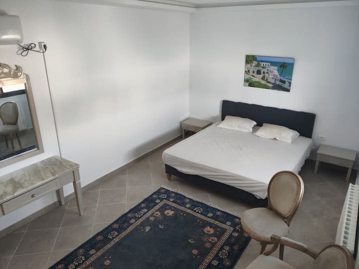 ÉTage De Villa. S+2 Proche Plage Skanes. - Monastir