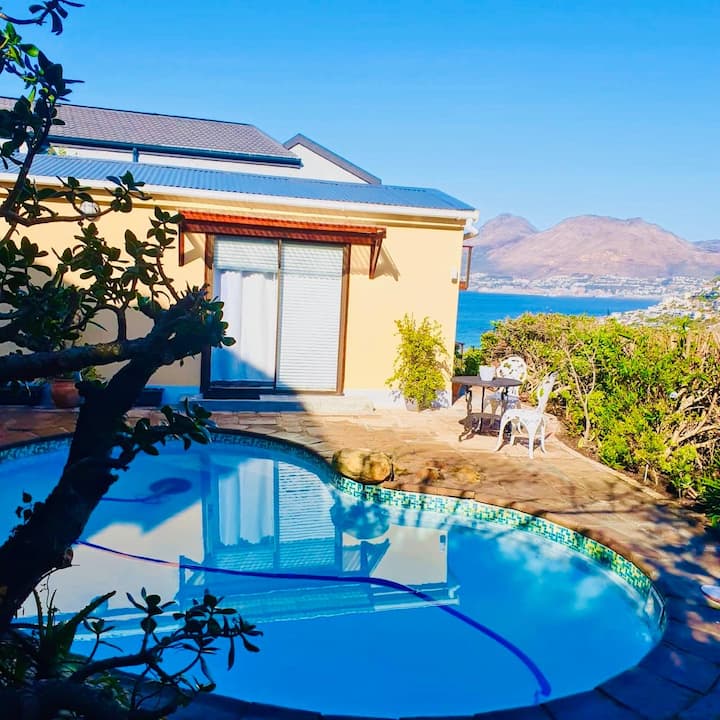 Sunset Haven
Sunsets & More!
Glencairn Heights - Cape Town