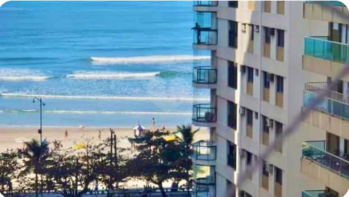 Uma Quadra Da Praia-a/c-garagem - Guarujá