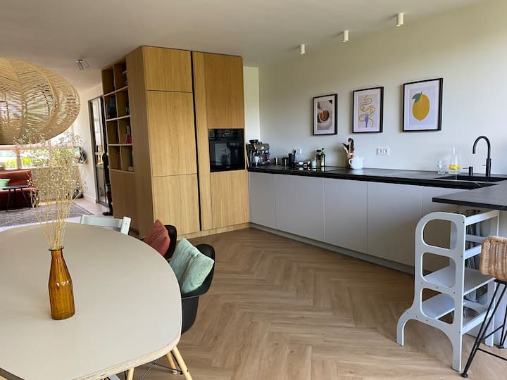 Modern Vakantiehuis In Castricum - 네덜란드