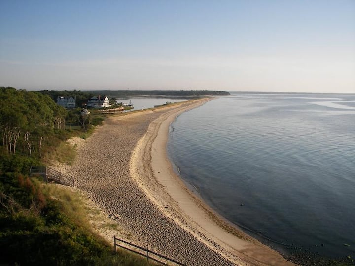 Cape Cottage 5-min Walk To Beach - Mashpee, MA