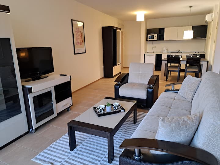 Black Sea Dreams Gradina 3 - 2 Bedroom Apartment - Chernomorets