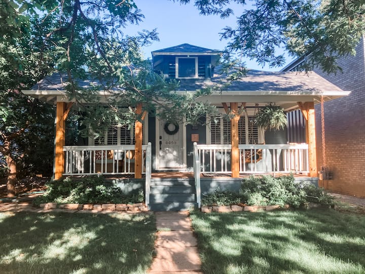 Hot Location, A/c, Stylish, Kid-friendly Bungalow - Denver, CO