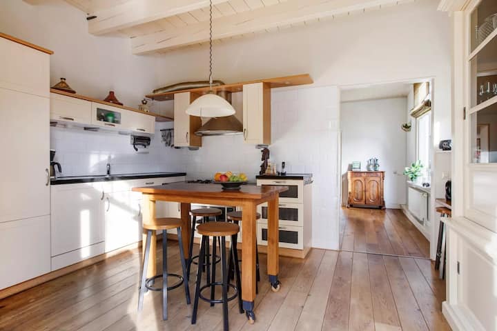 Family Rooms (2+1) In Historic Gouda - Gouda
