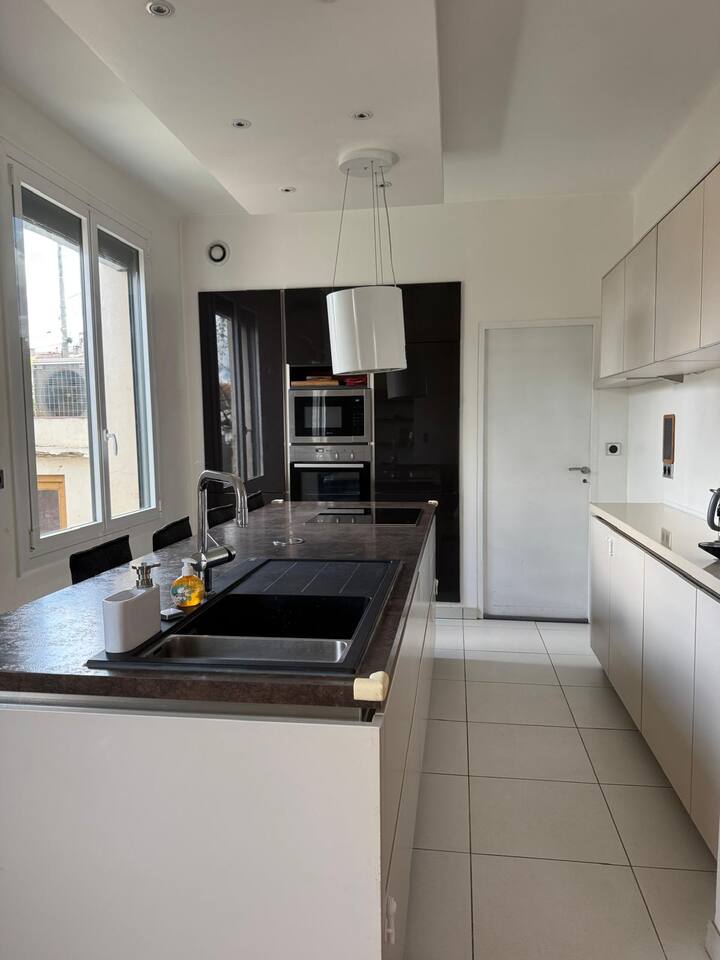 Maison Charmante Bien Placée Avec Garage Et Clim. - Toulouse