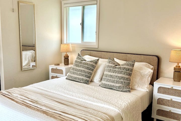 The Newport Studio Guesthouse - Costa Mesa, CA