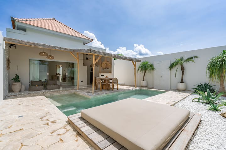 Private Oasis In Nyanyi Beach Next To Luna Club - Indonesia