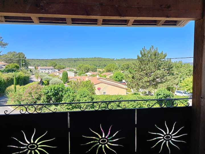Chambre Climatisée Avec Sdb, Balcon Et Wc Privés - Nîmes