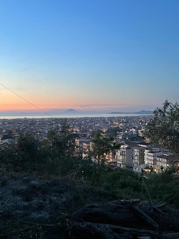 Splendida Vista Sulle Eolie Ed Il Capo Di Milazzo - Barcellona Pozzo di Gotto