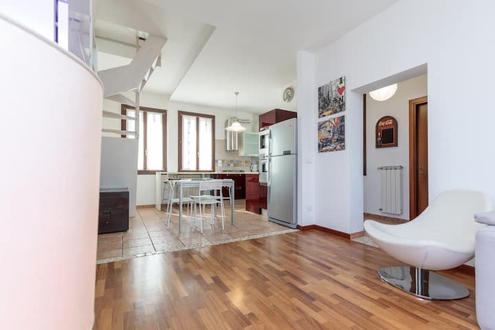 "22 Foreground Suite" A 100m Dal Bus Per Venezia - Mestre