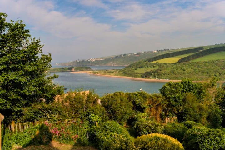 1 Avonside, Bantham, South Devon - Hope Cove