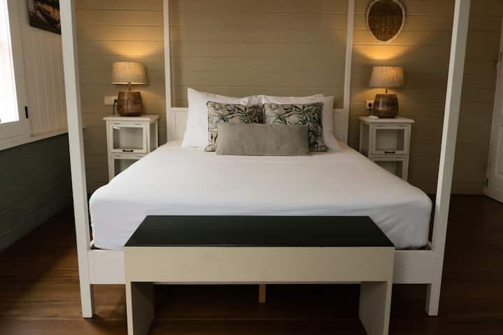 Familiekamer / Verbonden Kamers Met Kitchenette - Paramaribo