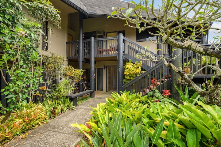 Mauna Kai 2 Bedroom Condo - Princeville, HI