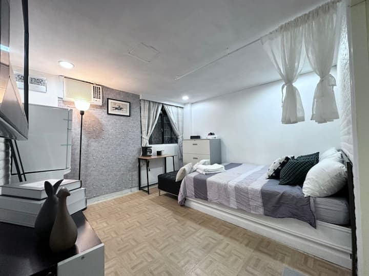 魅力中山捷運電梯套房:西門町步行街|中山購物樂園|雙捷運交通便捷|中山北路獨享綠意|台北夢幻住宿 - 公館