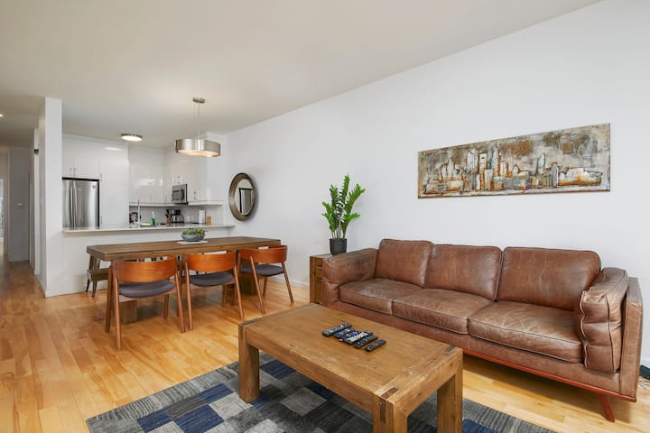 Cozy 2br In Downtown Montreal | Old Port - Montreal