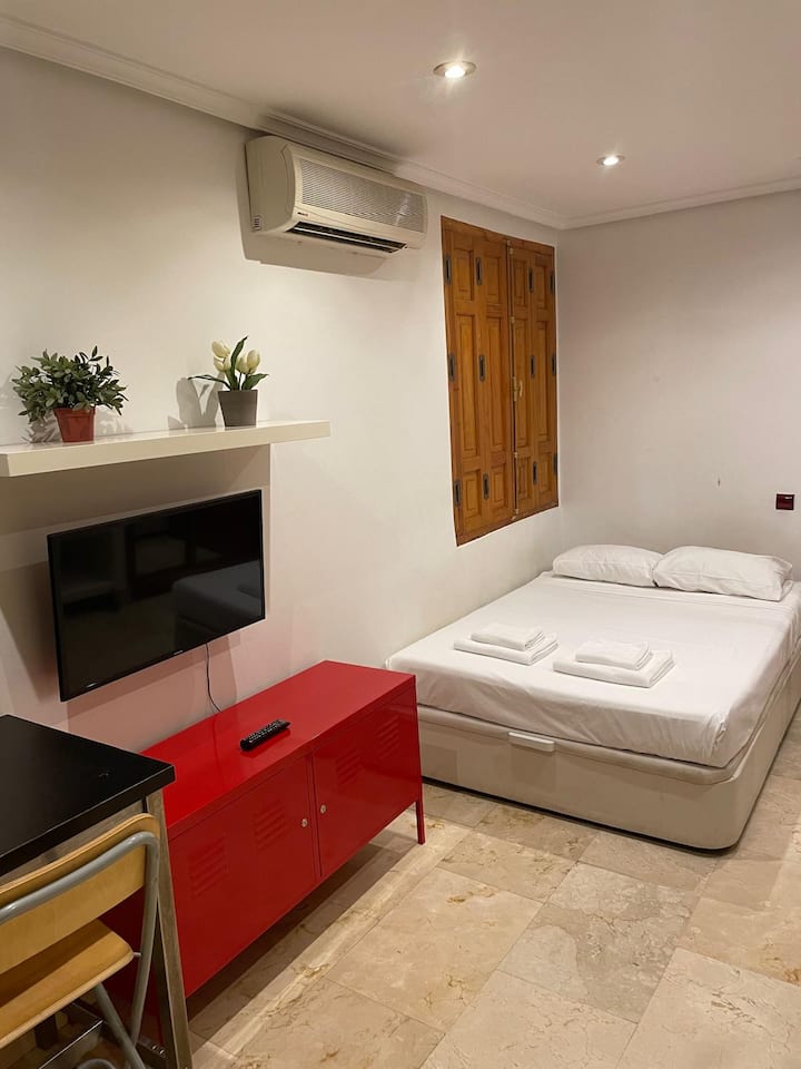 Exyca Malasaña - Pozuelo de Alarcón