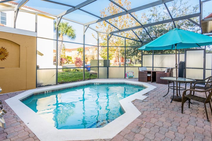 4 Br Townhouse For Up To 10 People With Pool - Kissimmee