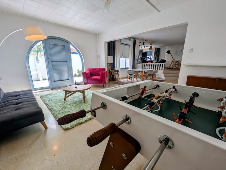 Beachside Escape - Aruba