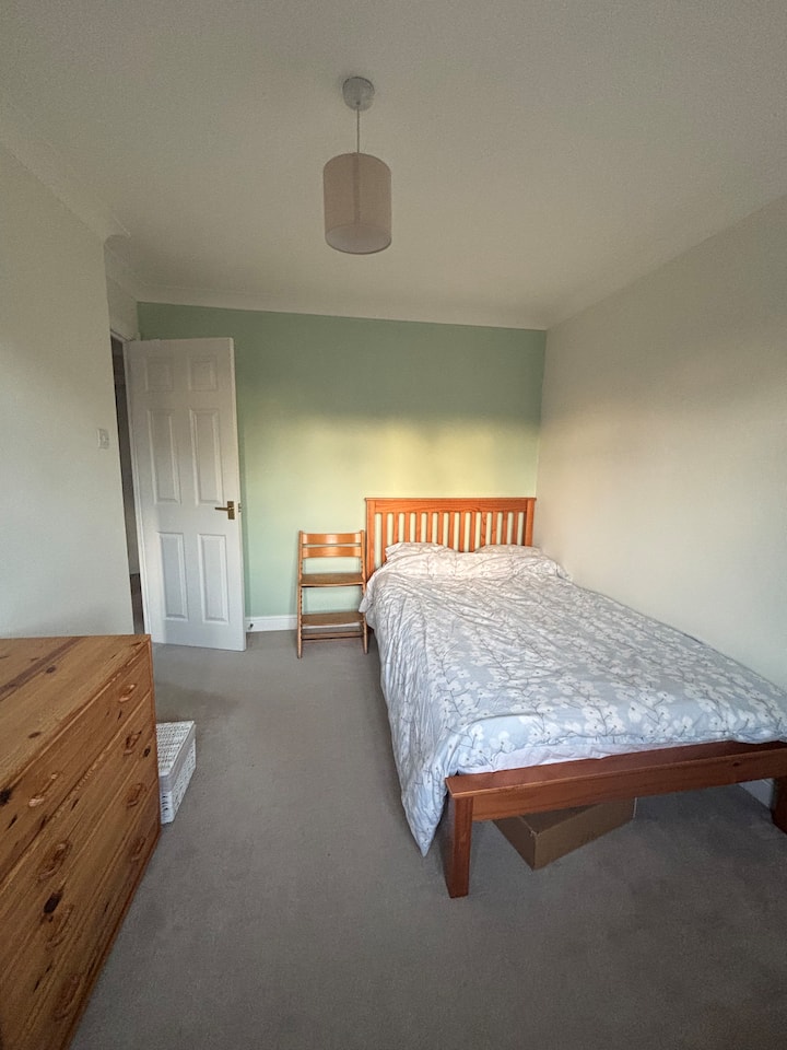 Room For A Professional. - Chipping Norton