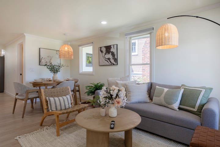 Elegant 3br Home: Near Uw & Green Lake& Lake Union - Seattle, WA