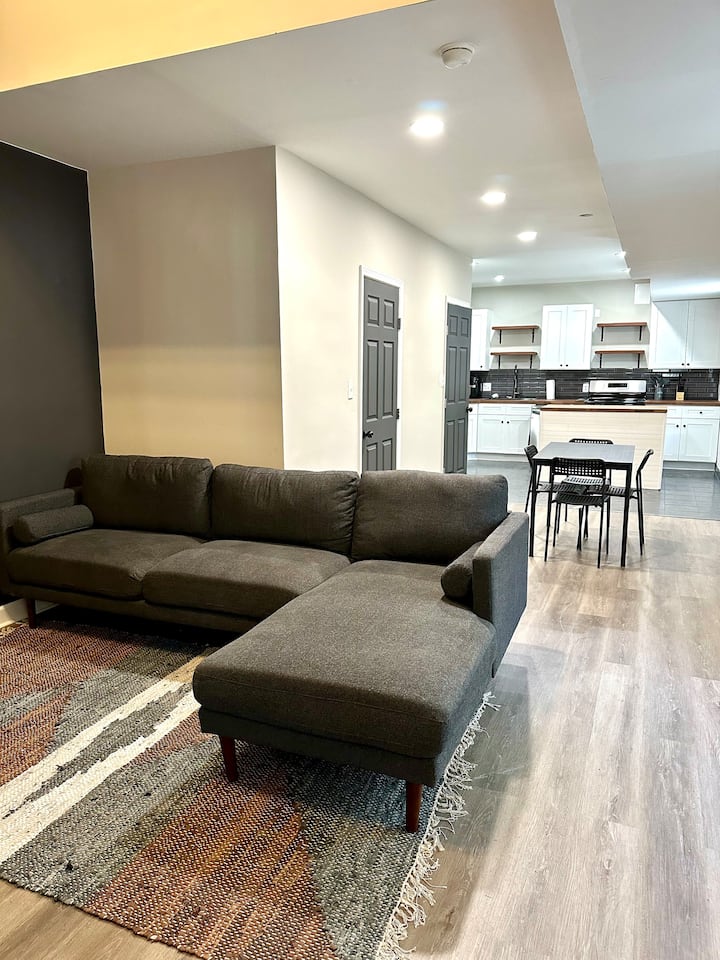 Modern Bed & Bath In St Louis 1 - St. Louis, MO