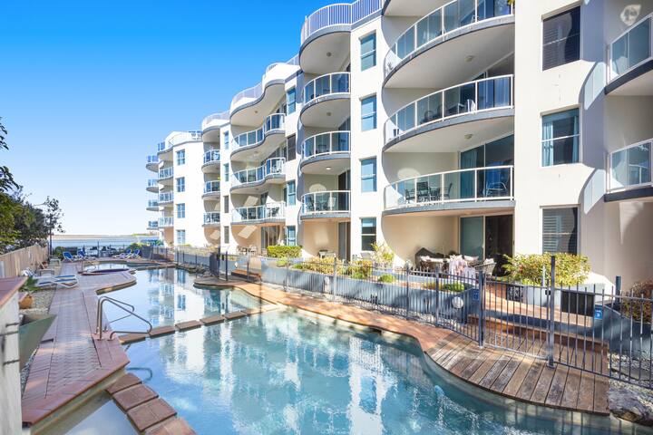 3 Bedroom Apartment With Lift - Caloundra