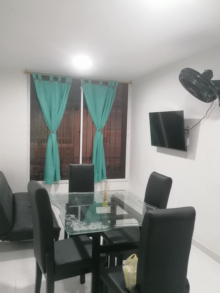 Apartamento Amoblado, 3 Cuartos - Santa Marta