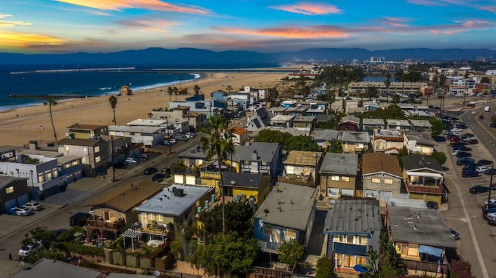 Modern Day 2 Bdr Beach Home - Sawtelle - Los Angeles