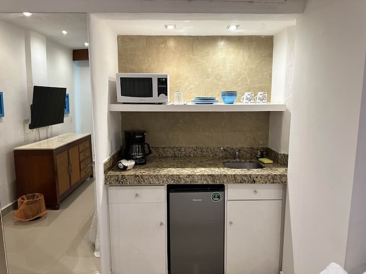 Beachfront Suite With Terrace In Cancun Hotel Zone - Cancún