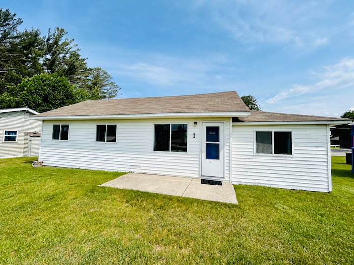 Silver Sands Cabin In Mears - Lake & Dune View - Mears, MI