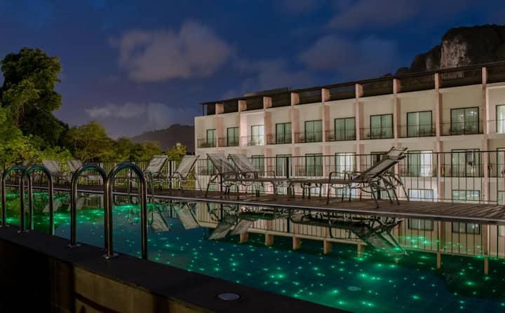 Ao Nang Center. Superior Room & Breakfast - Ao Nang