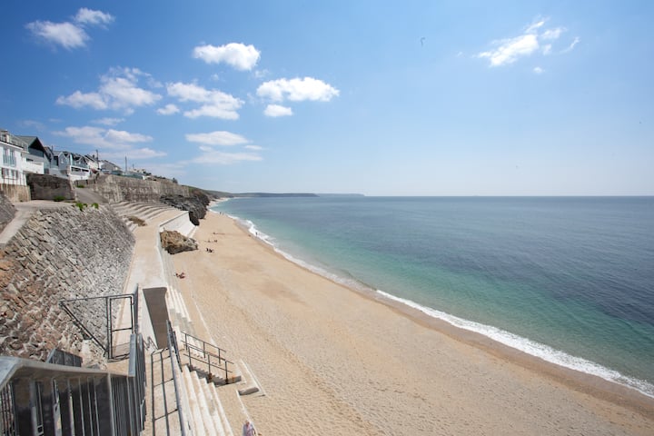 Storm Haven By Porthleven And Lizard Holidays - Helston