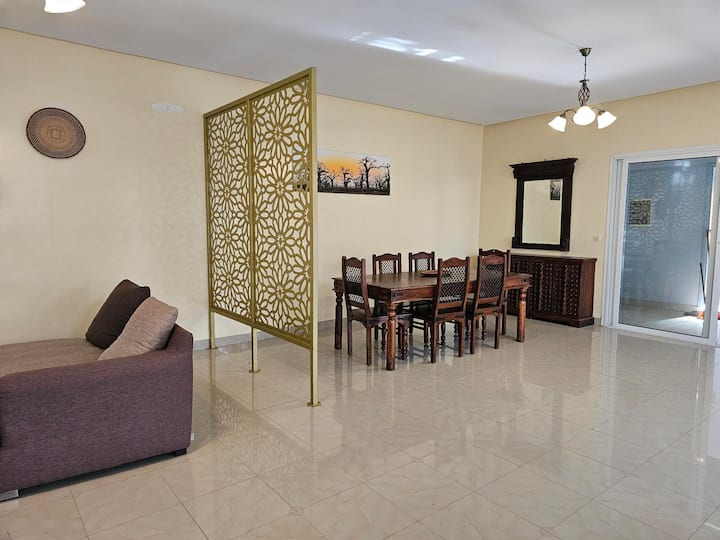 Belle Villa 16 Personnes Pres Mer Piscine Jacuzzi - Sénégal