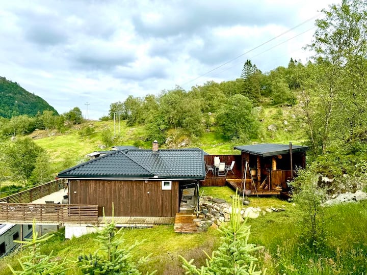 Koselig Liten Hytte På Kvanvik - Flekkefjord