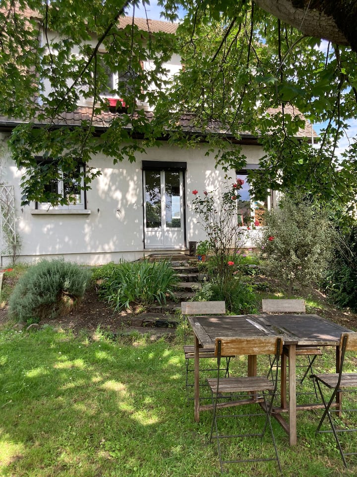 Maison Agréable Proche Paris à Saint Denis - Saint-Denis, France